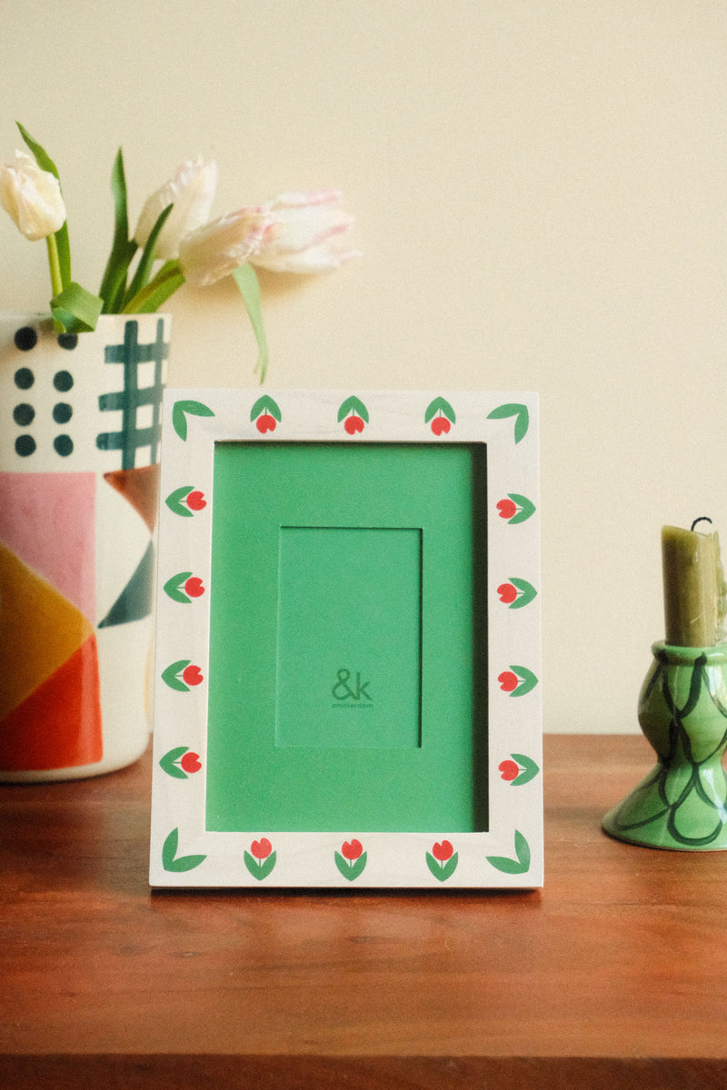 Pine Tulip Picture Frame – Spicer and Wood