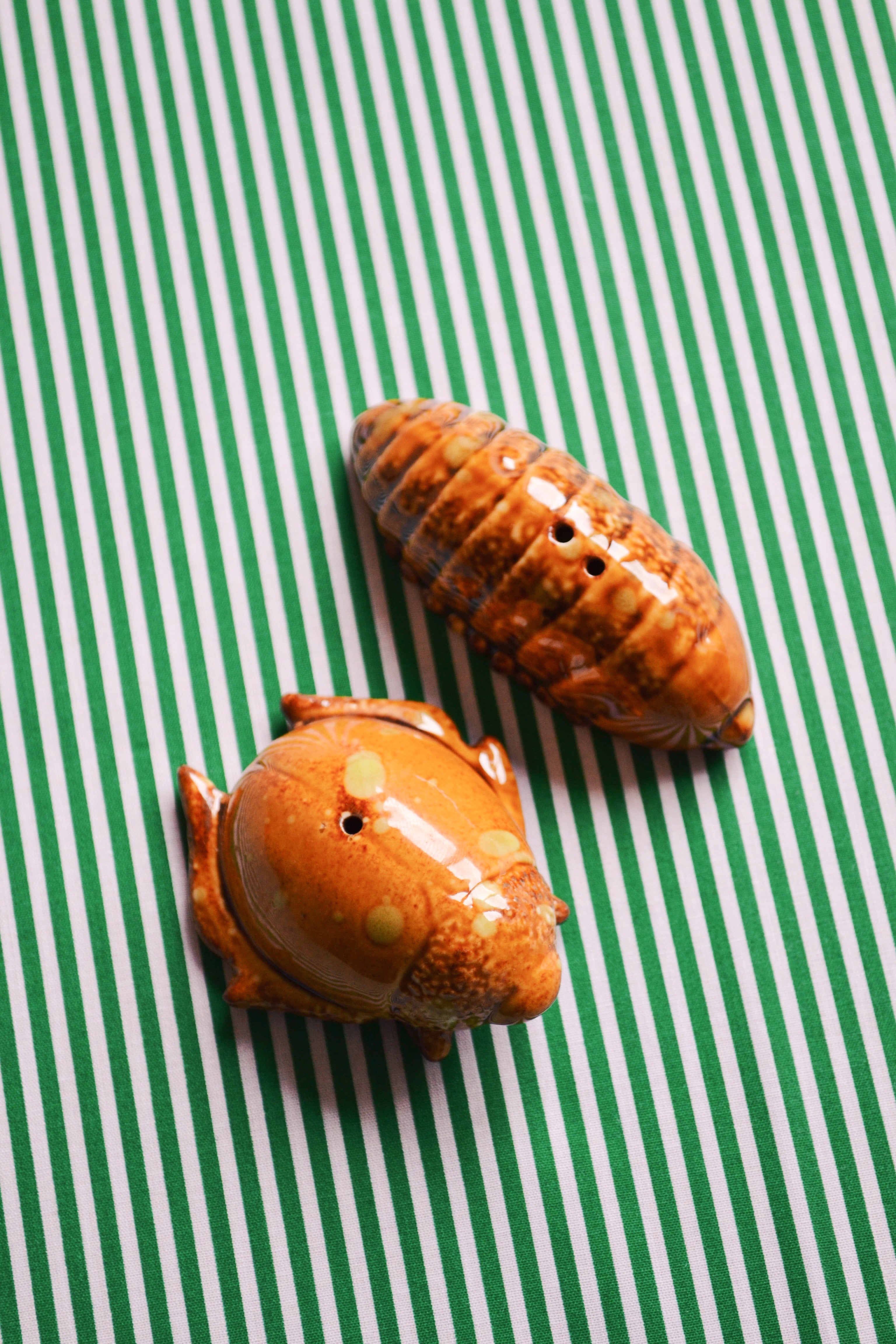 Salt and Pepper Shaker Bug Set – Spicer and Wood